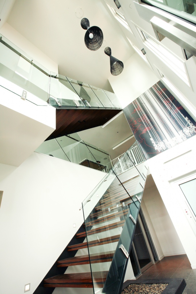 Glass Staircase Balustrading | Clarity Glass QLD